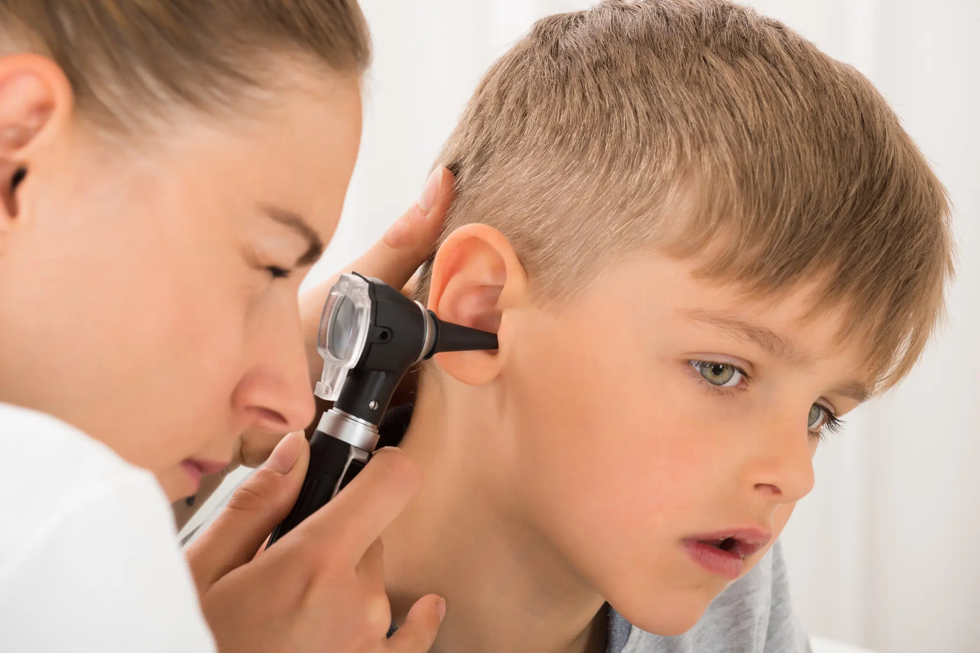 How to Tell If Your Child Has an Ear Infection: 5 Common Signs ...